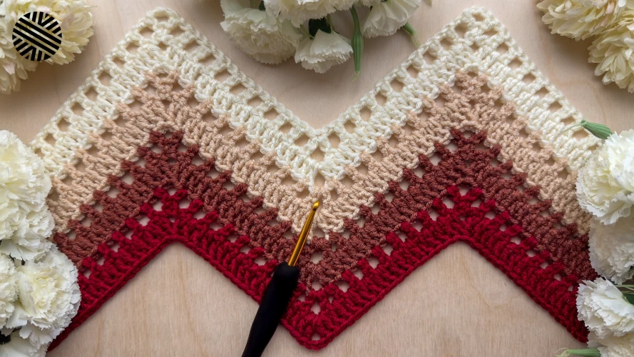 VERY EASY Crochet Chevron Pattern for Beginners (2 ROW REPEAT) - Crochet Stitch for Blanket and ...